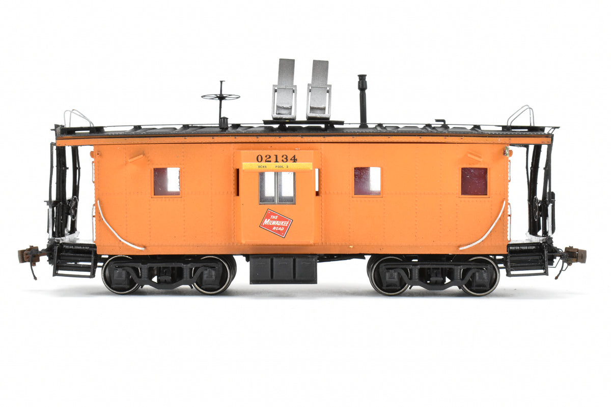 HO Resin CON Lines West MILW - Milwaukee Road Thrall Bay Window Caboos – ReSourced Rails