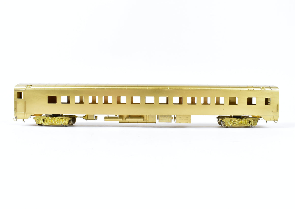 HO Brass Soho NP - Northern Pacific Coach #586 – ReSourced Rails