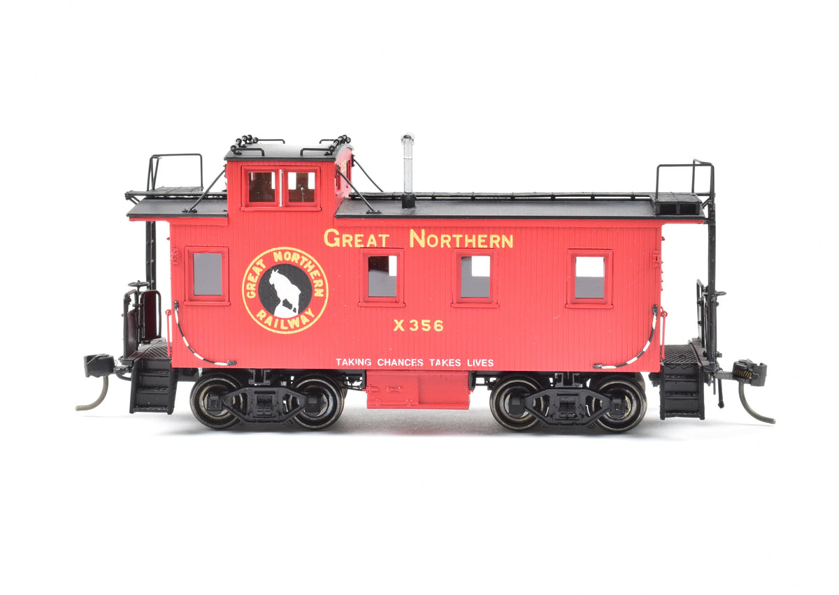 HO Brass CIL - Challenger Imports GN - Great Northern 25' Wood Caboose ...